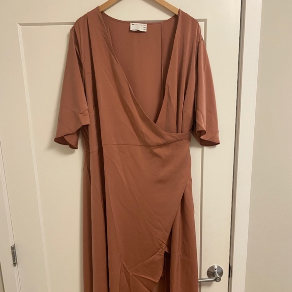 ASOS Curve | Dresses | Asos Design Curve Wrap Front Midi Dress | Poshmark